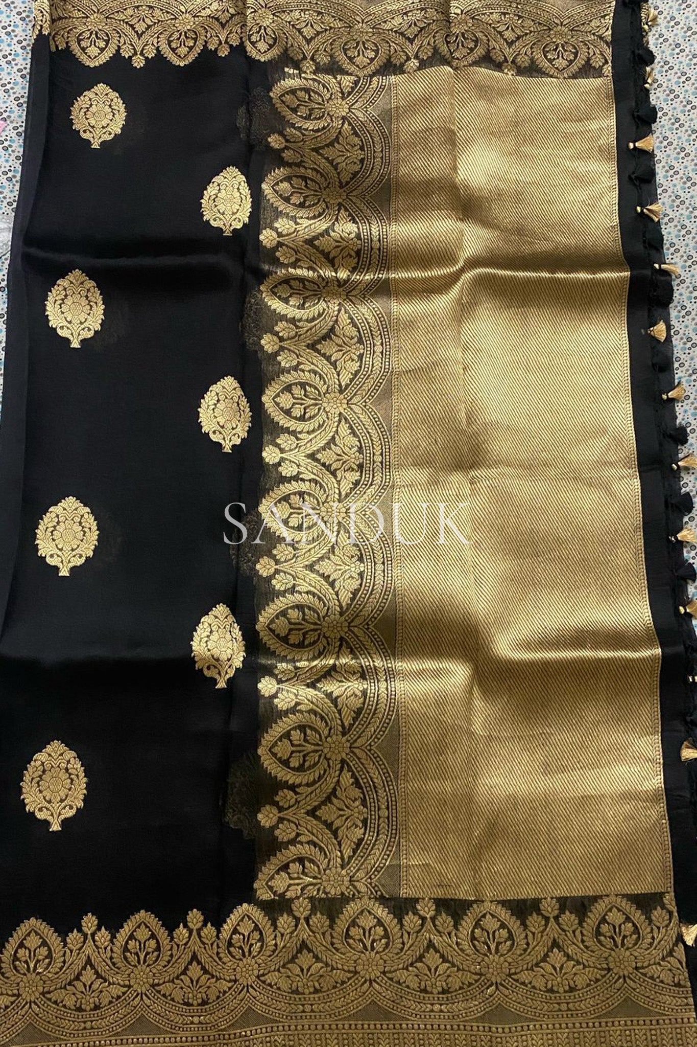 Chanchal Kora Silk Saree – Sanduk
